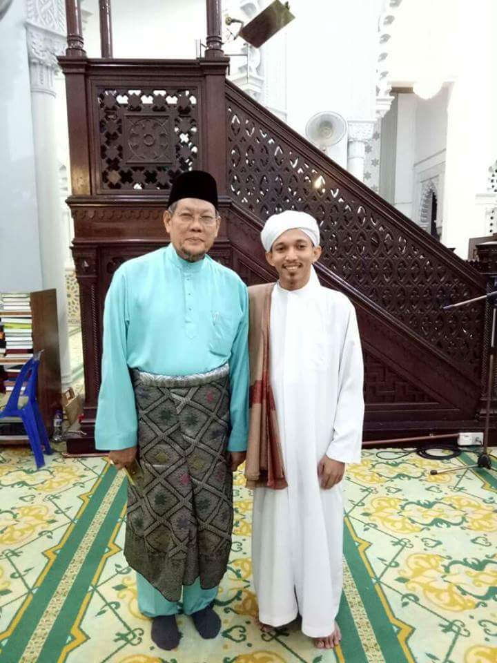 CAHAYA KEHIDUPAN TAUHID: Mufti Kedah baru - Dato Syeikh Fadzil Hj Awang.