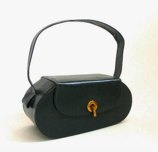 LilacsNDreams: Vintage Purses Handbags For Use and Collectibles