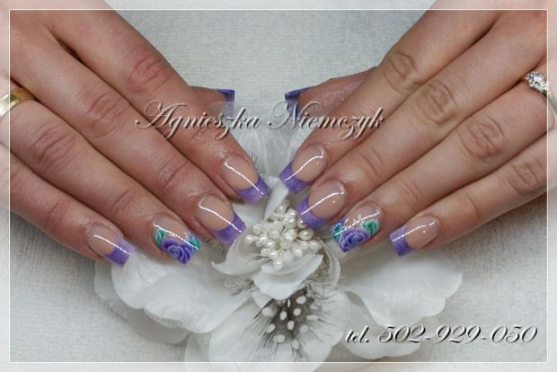 Paznokcie Agnieszki: Fioletowy french.