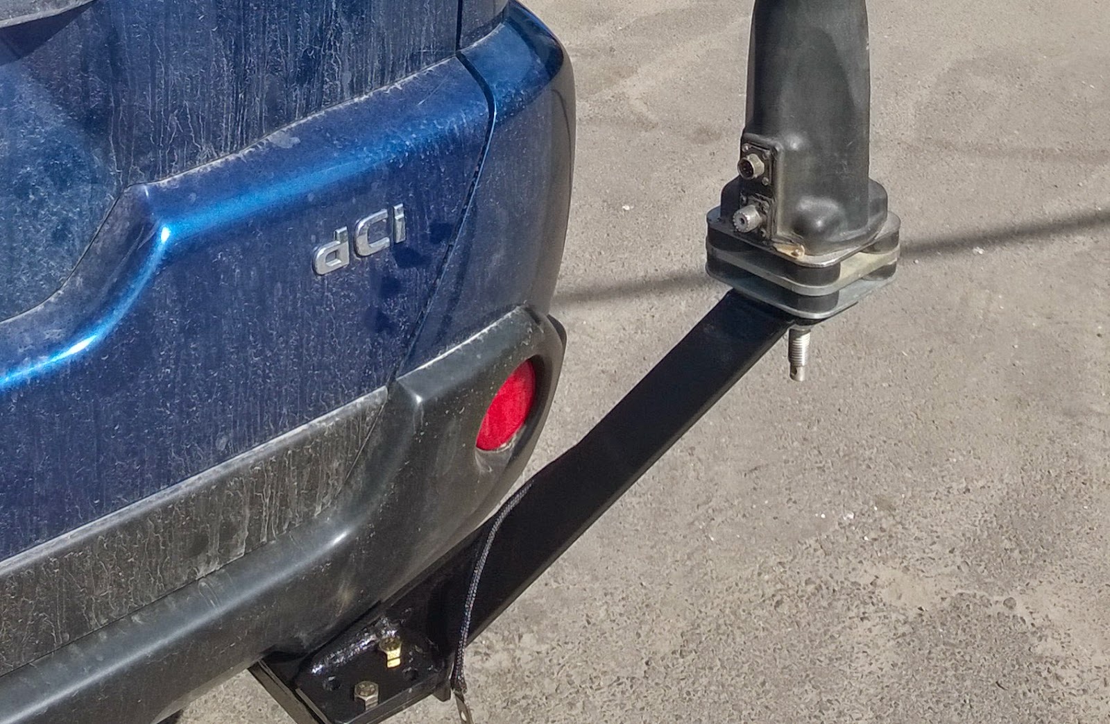 YO3HJV: CODAN 9350 console for Nissan X-Trail