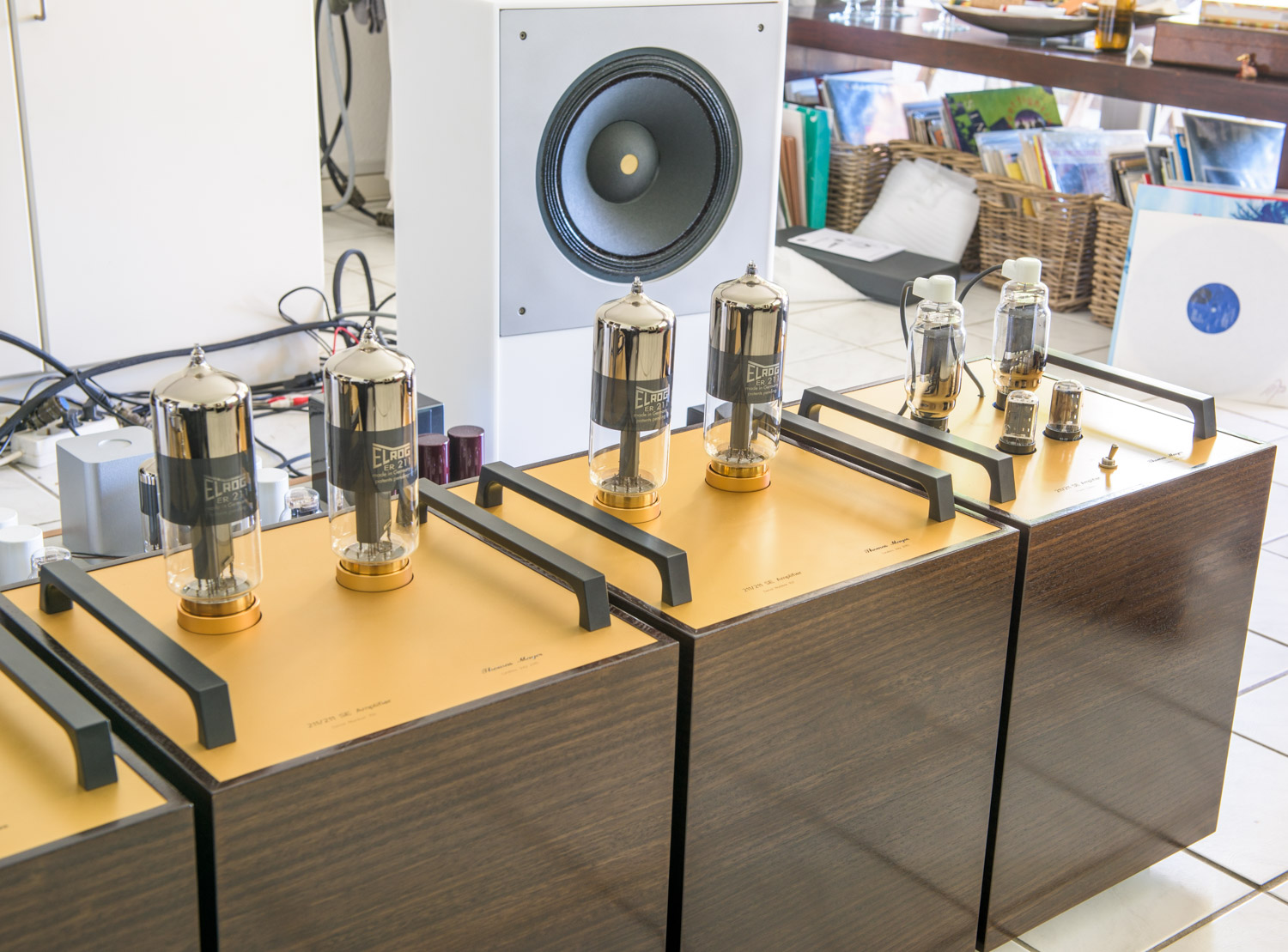 VinylSavor: 211 -The Next Generation- Part 6 : 211 Drives 211 ...