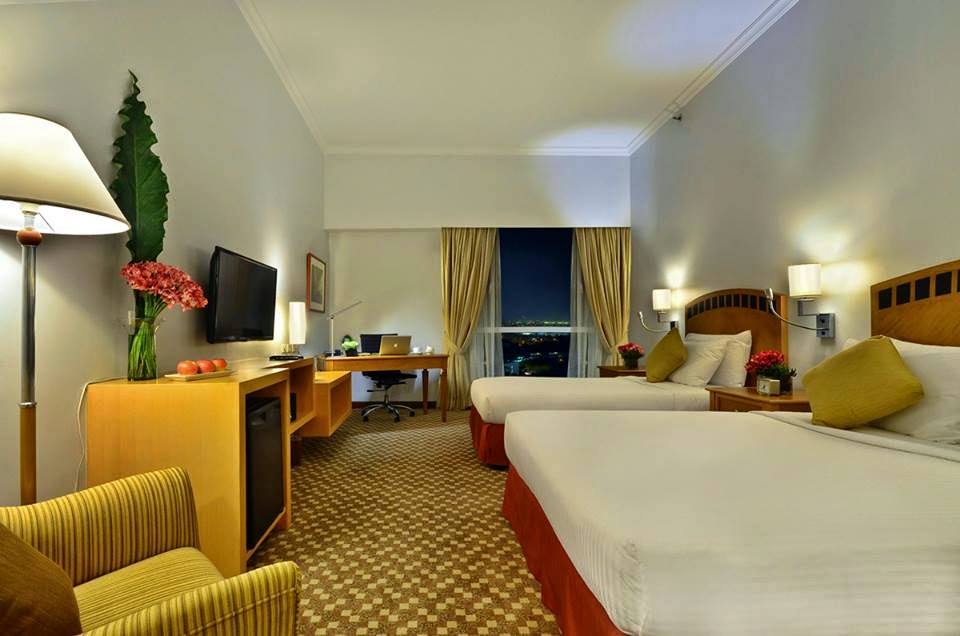 WEEKEND STAYCATION AT THE LINDEN SUITES MANILA - Lakwatserong Tsinelas