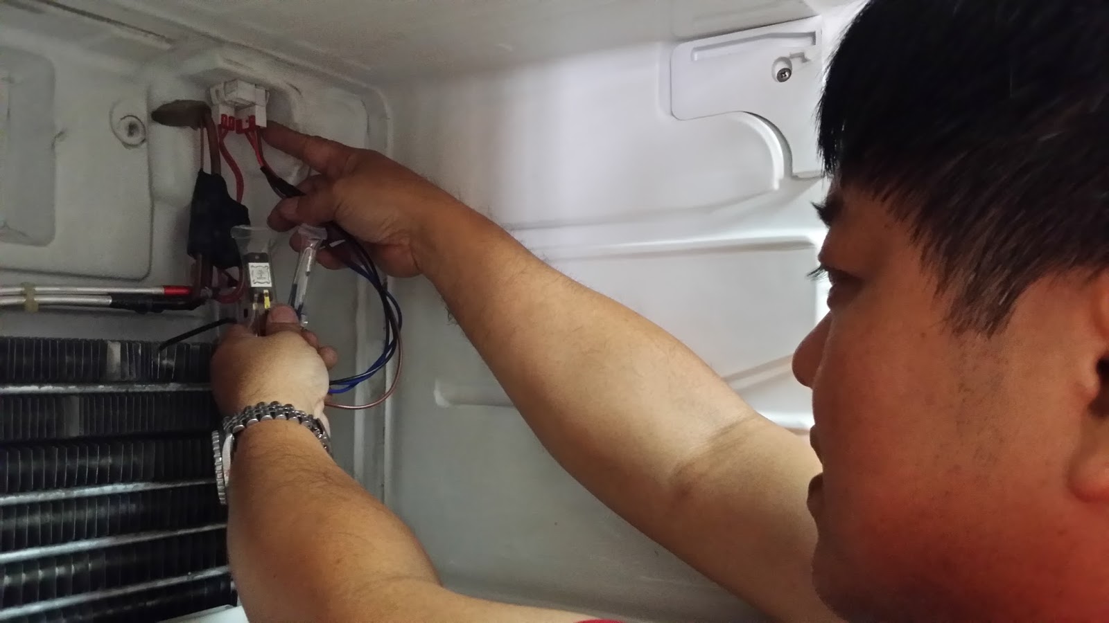 Fridge repair Refrigerator repair Singapore: Fridge Repair By Simon