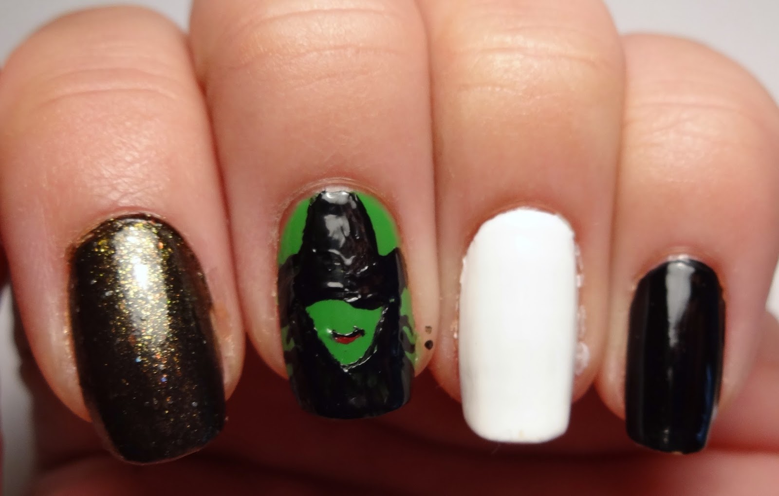 Lacquered Lawyer | Nail Art Blog: Wicked Witch