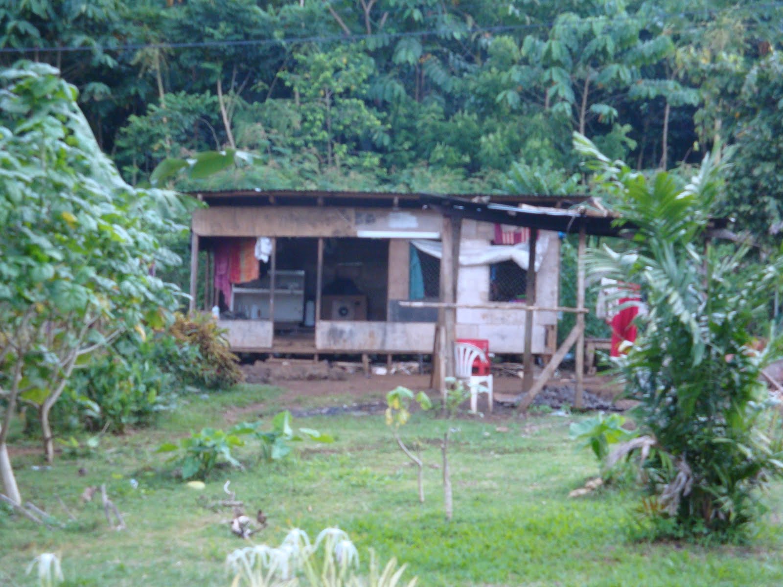 Mike and Linda: "No Poor In Samoa"