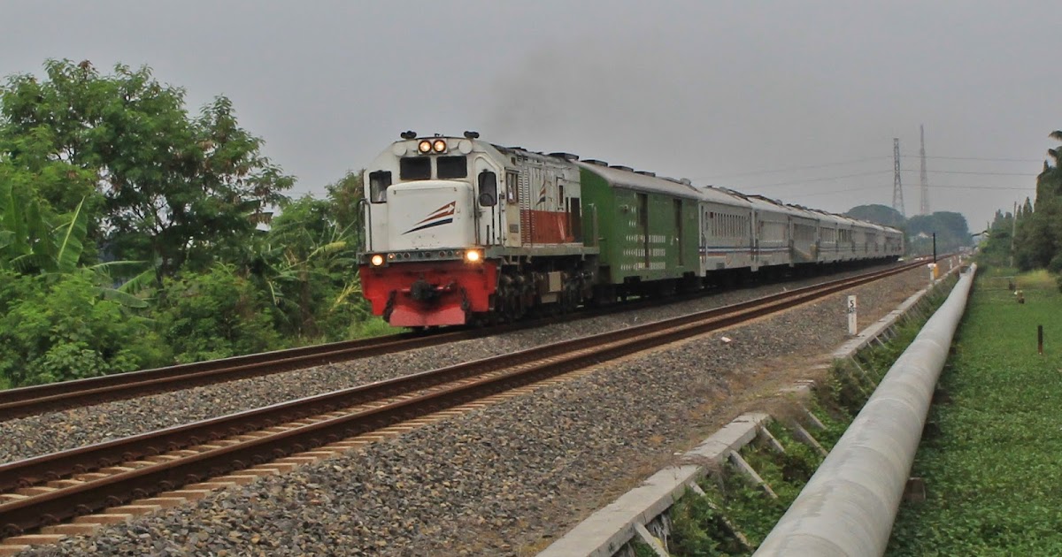 Special Review Kereta Api Sembrani (Surabaya Pasar Turi - Gambir)