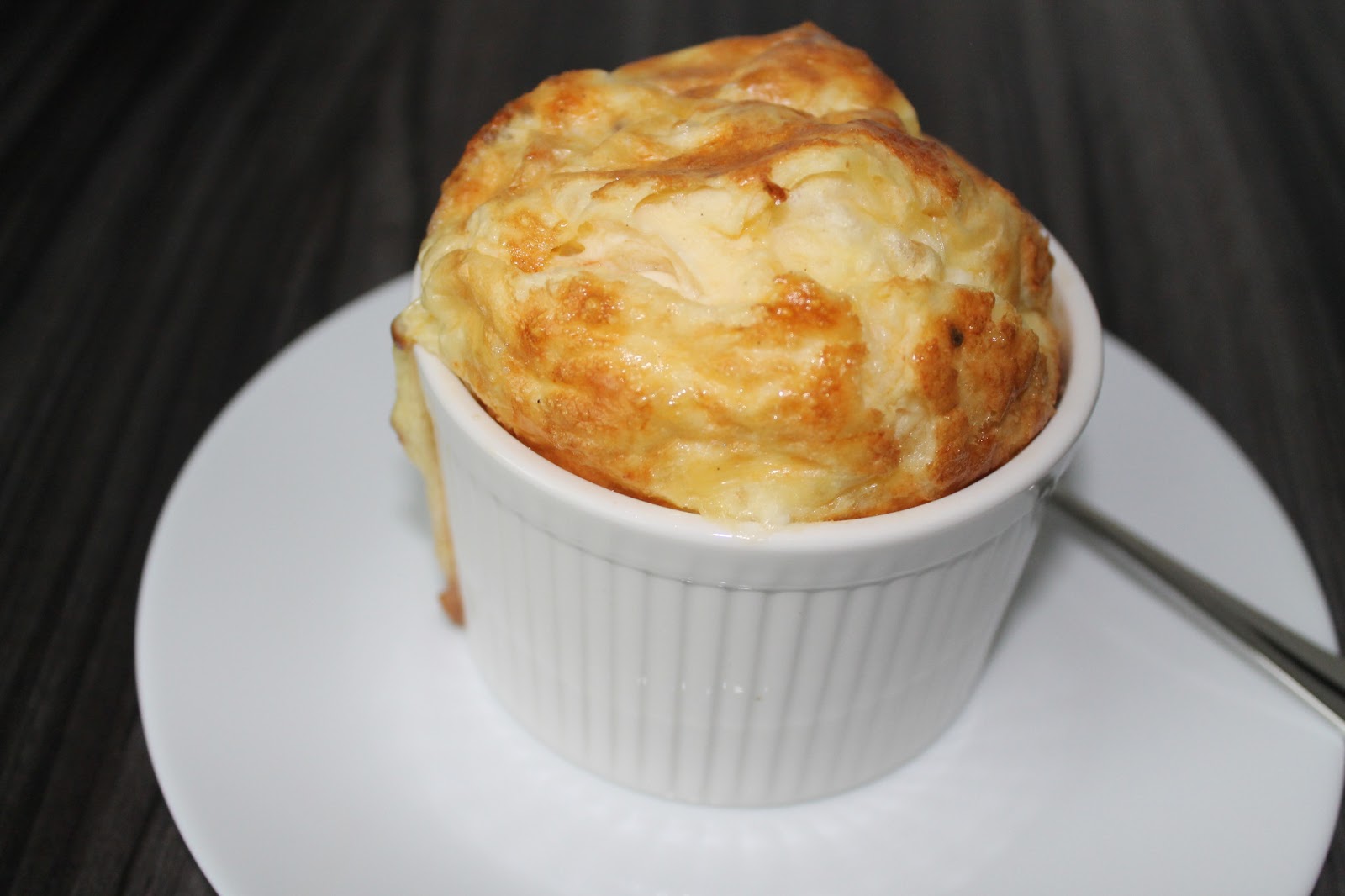 Kaidi kokkab: Kohev muna- juustuvorm päikesekuivatatud tomatitega