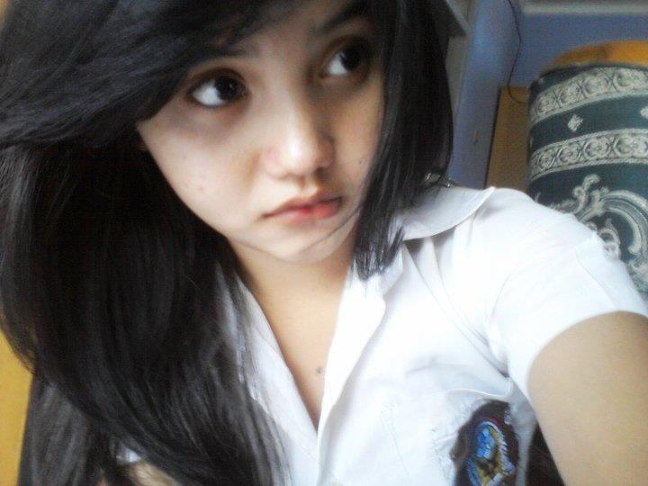 ABG SMU Unyu2 Narsis | Bingkai Cewe Cantik
