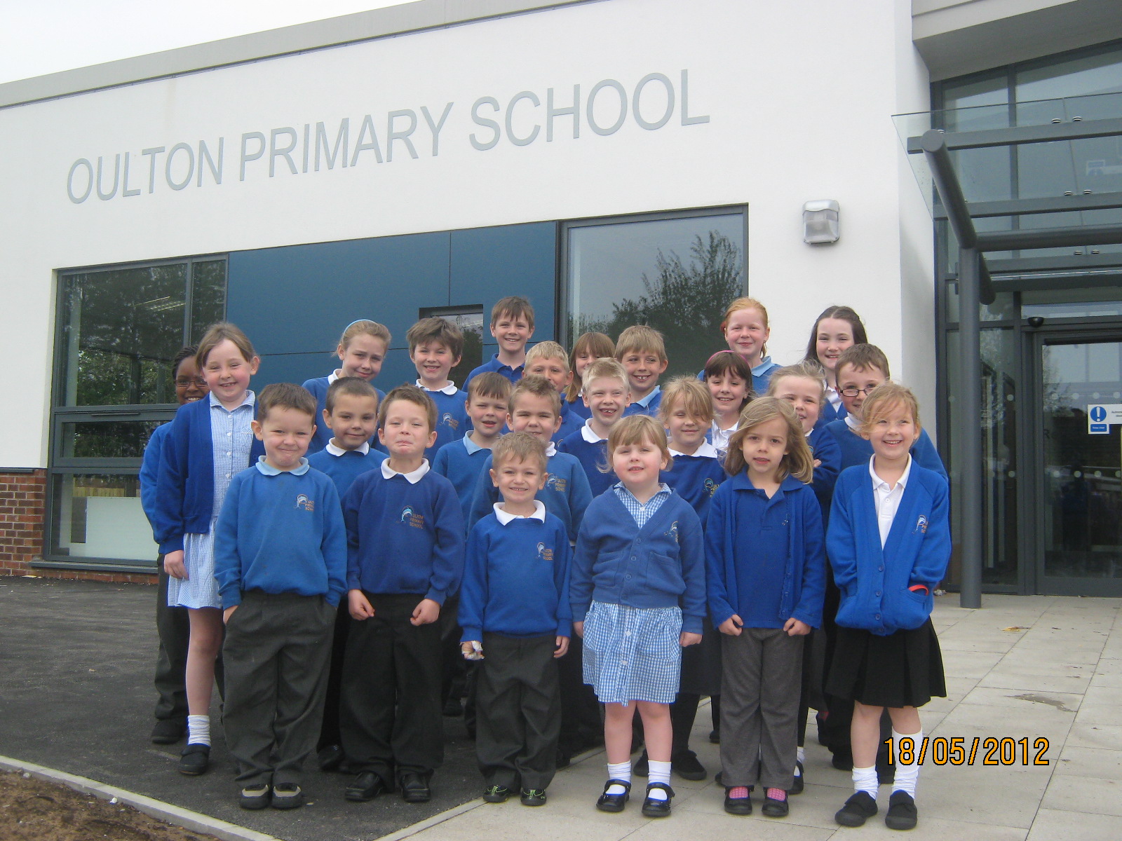 Oulton pupils open new school building with summer celebration