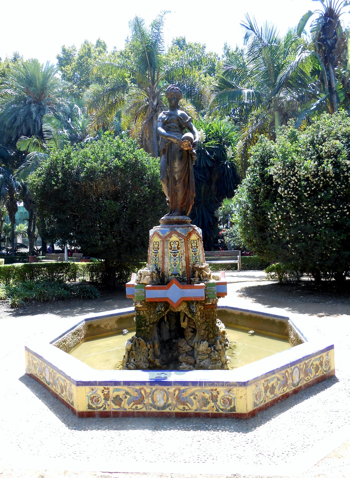 Viajar e descobrir: Espanha - Málaga - Fontanário Ninfa del cântaro