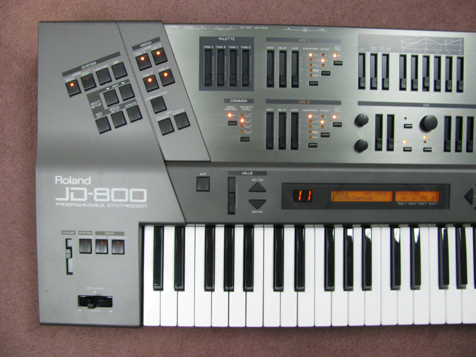 MATRIXSYNTH: Roland JD-800 Programmable Synthesizer SN ZC79314