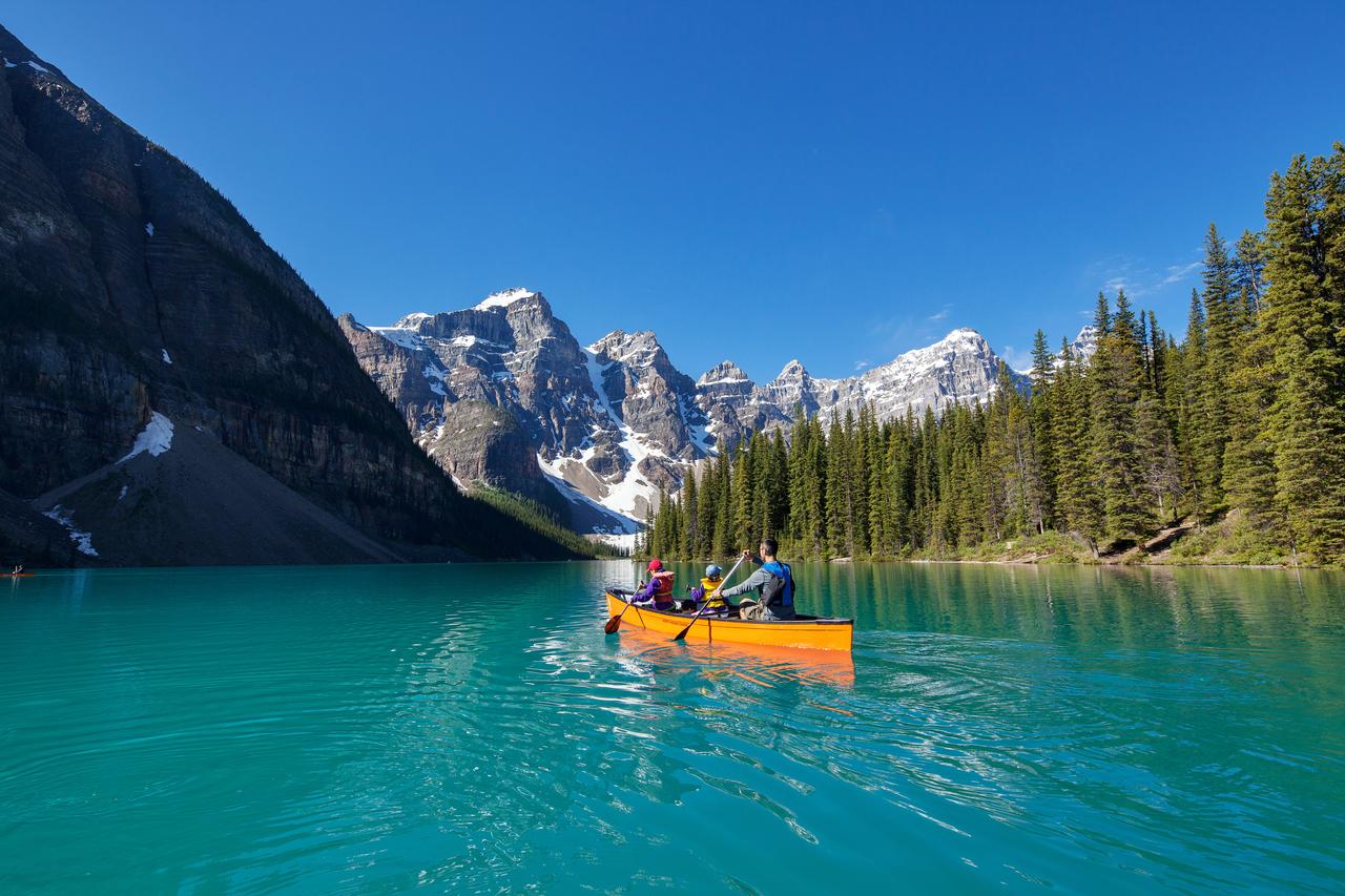 Viajes Nones Single: El lago Moraine, el lago más famoso de Canadá