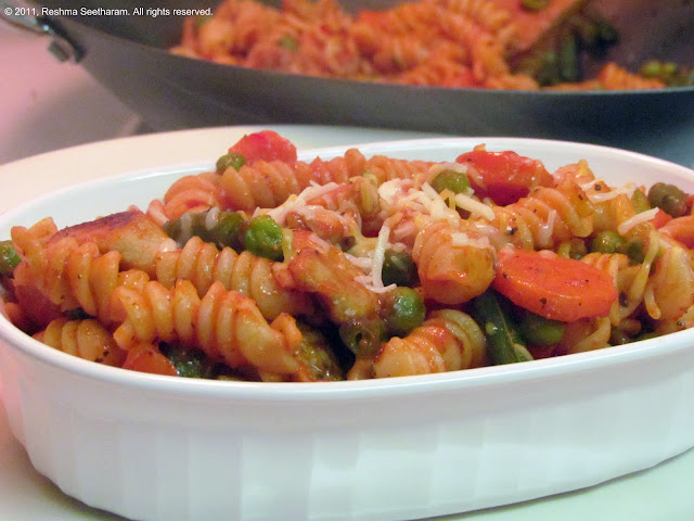 Fusilli with pork in chili garlic sauce