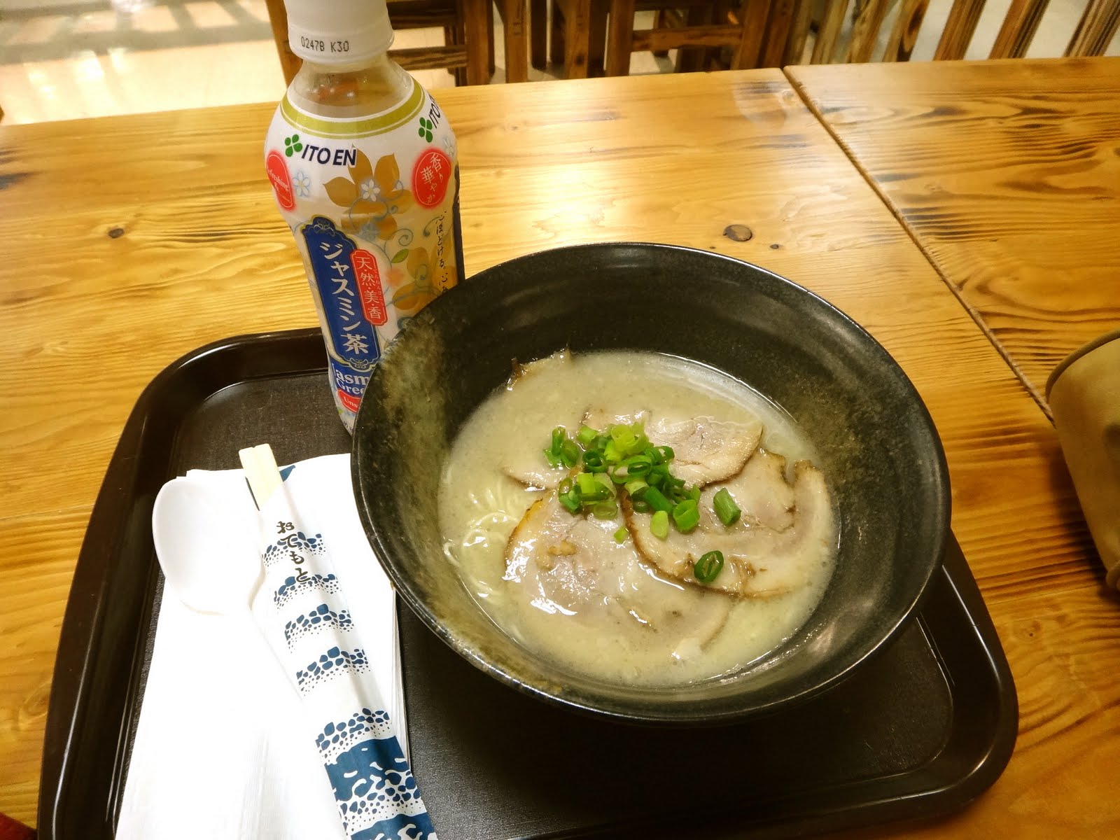The Fashionably-Forward Foodie: Shirokiya's Ramen Festival