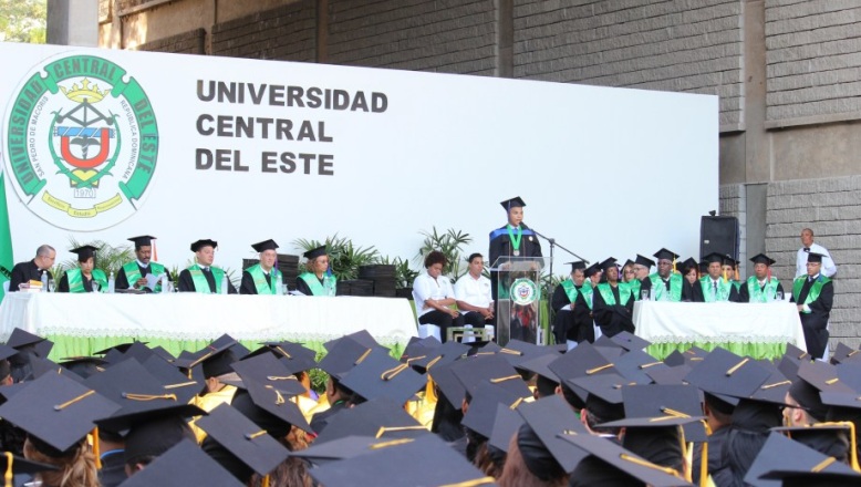 Universidad Central del Este gradúa a 445 nuevos profesionales en ...