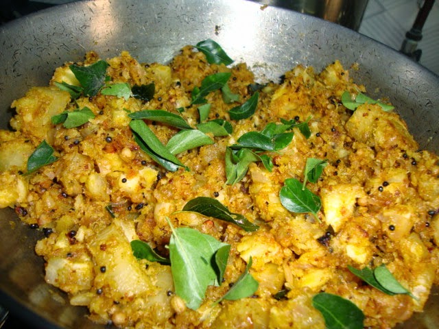 Geetha's Khazana: Kappa (Tapioca) Thoran - Kerala Dish