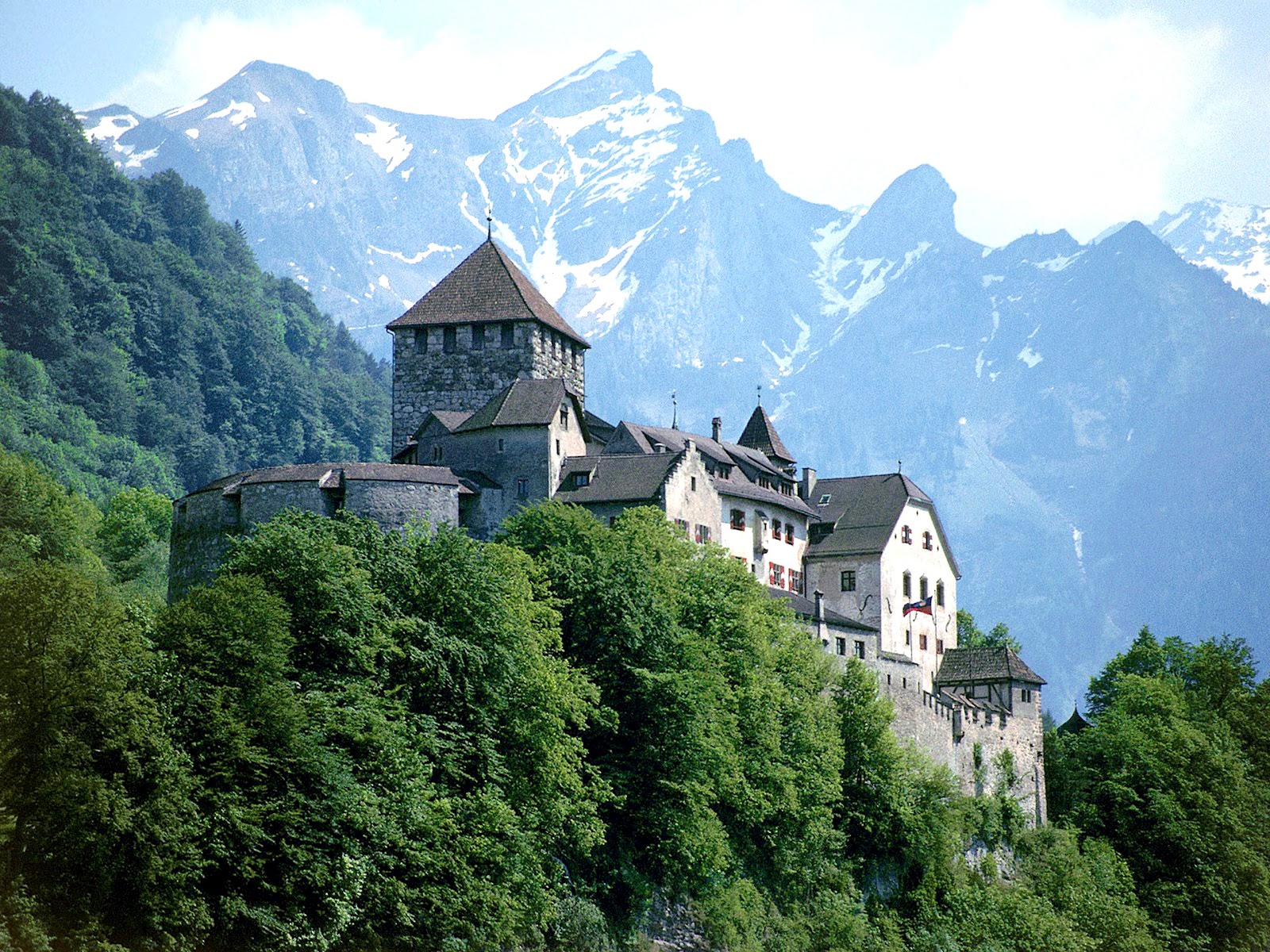 Liechtenstein. A voyage to Liechtenstein, Europe. - Online Travel News