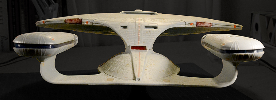 U.S.S. Enterprise, NCC-1701-D (1/1400 scale model)