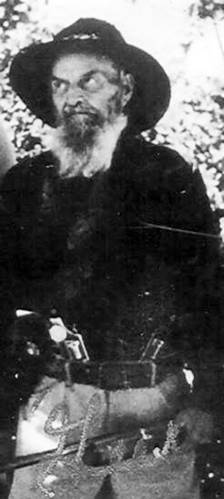 THE WESTERNER: Gus Raney and the Smell of Death