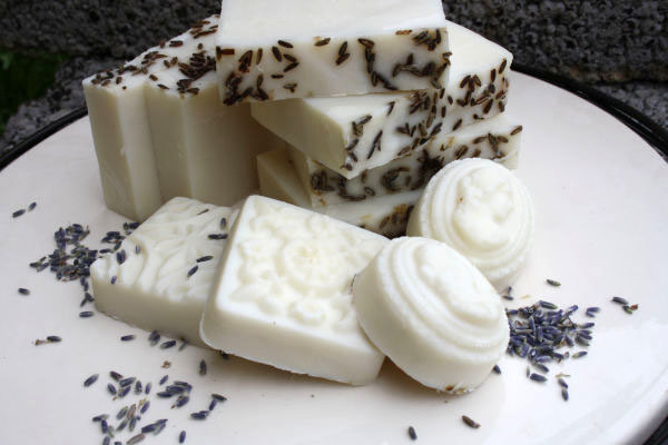 TIKRAS MUILAS: Naturalūs, rankų darbo muilai