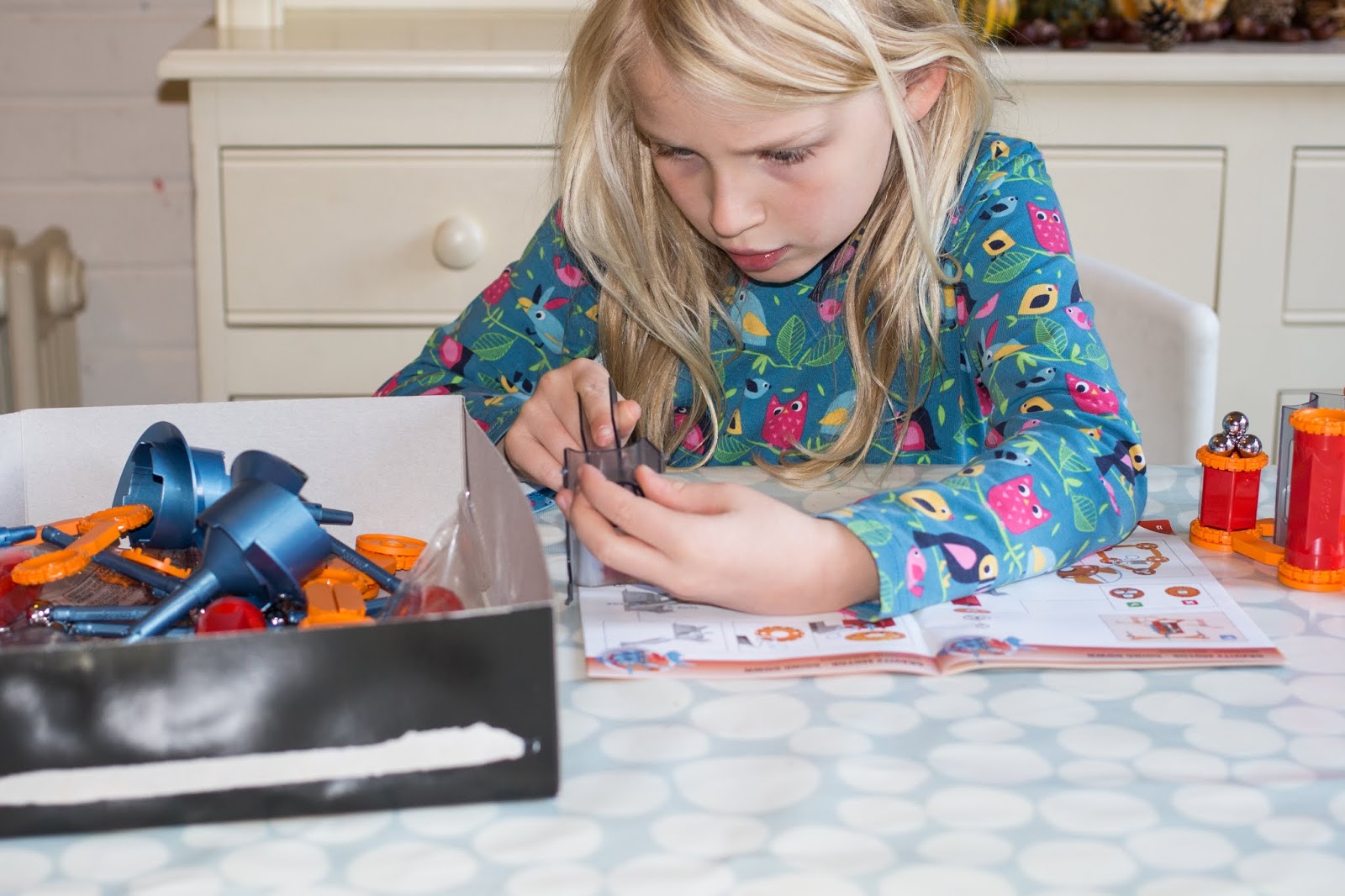 Geomag Gravity Motor Review: STEM toy for 7 years and up - Counting To Ten
