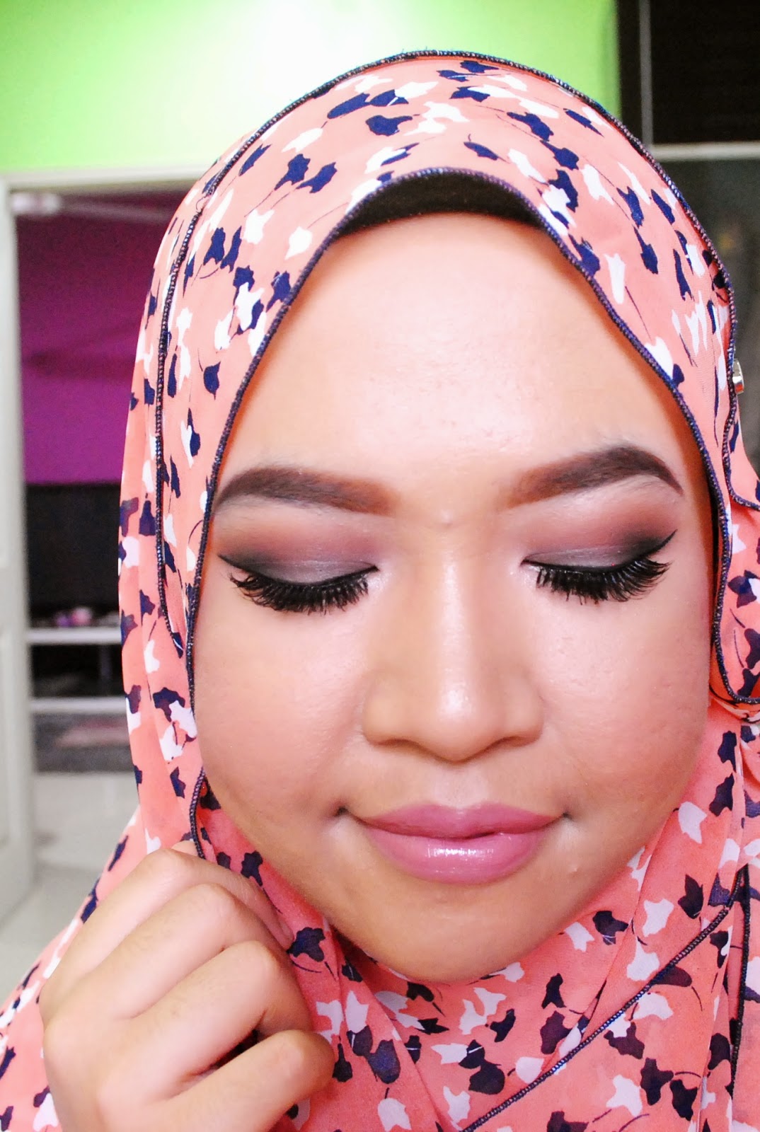 It's Not Makeup, It's Confidence ♥: Tutorial #10 : Cool Satin Taupe ...