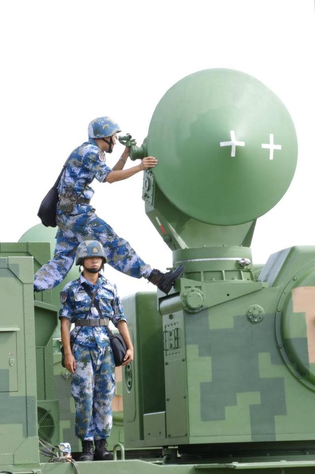 Asian Defence News: Chinese Air Defence units in South China Sea