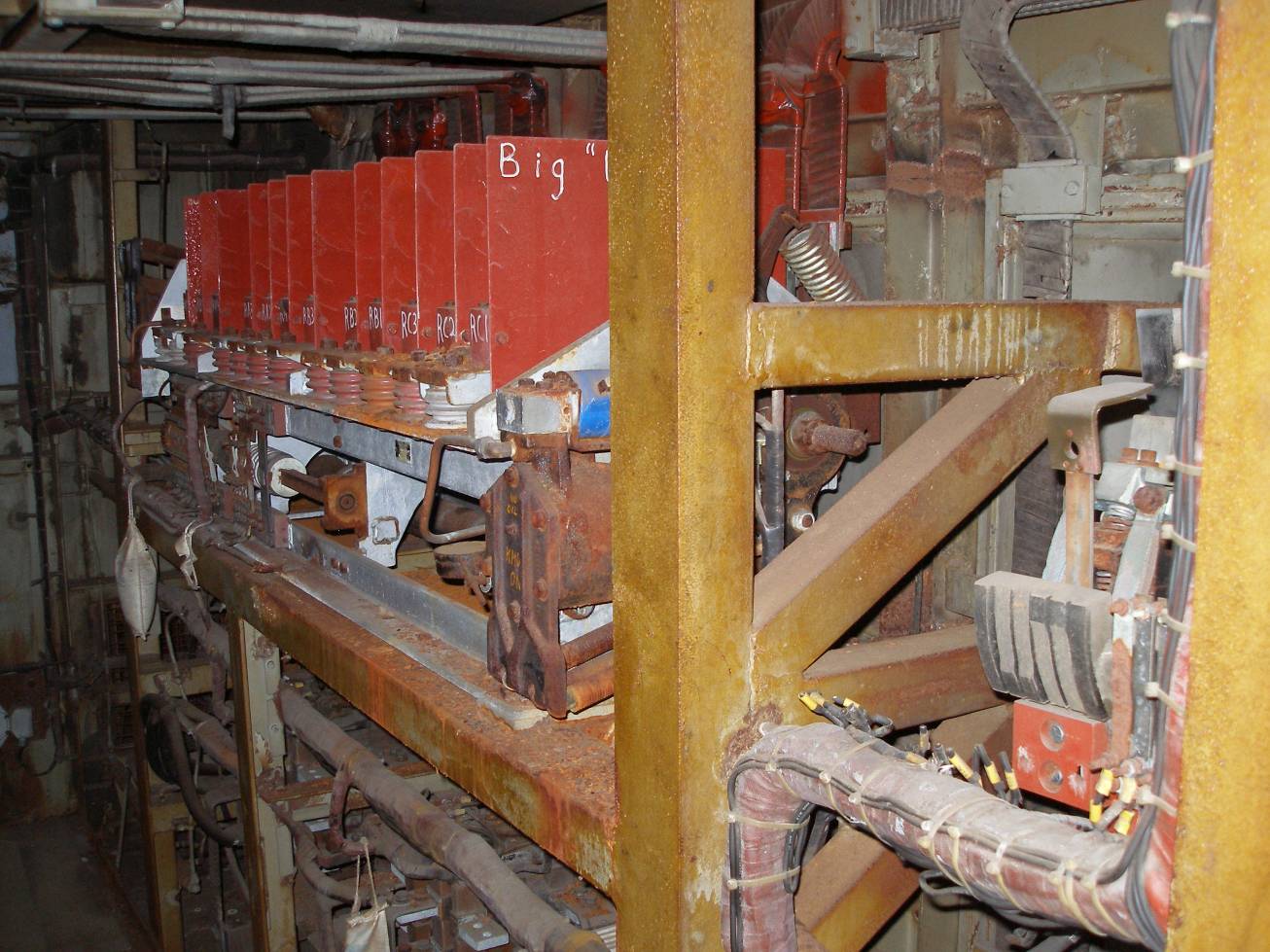 Hicks Car Works: The Ignitron Rectifier Locomotive