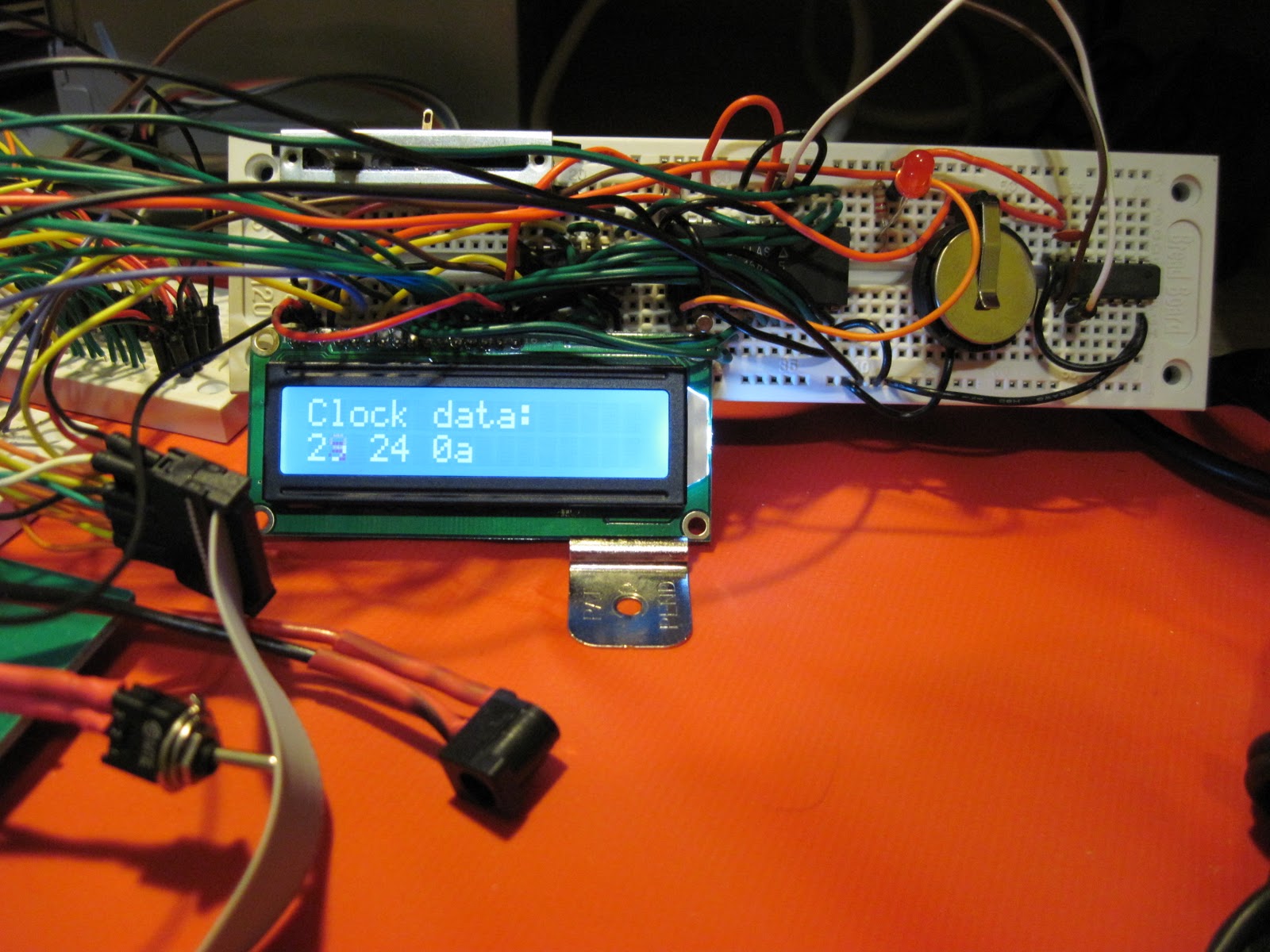 Homebrew Computers: MKHBC-8-R1 and RTC DS-1685 or interfacing mux-bus intel architecture chip to ...