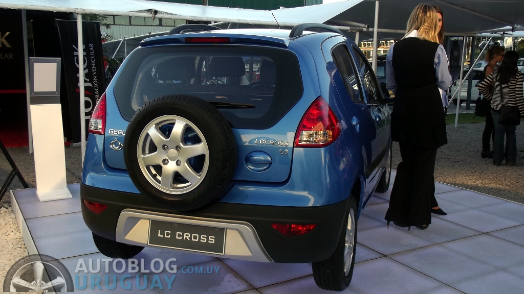 Lanzamiento Montevideo Motor Show: Geely LC Cross : Autoblog Uruguay ...