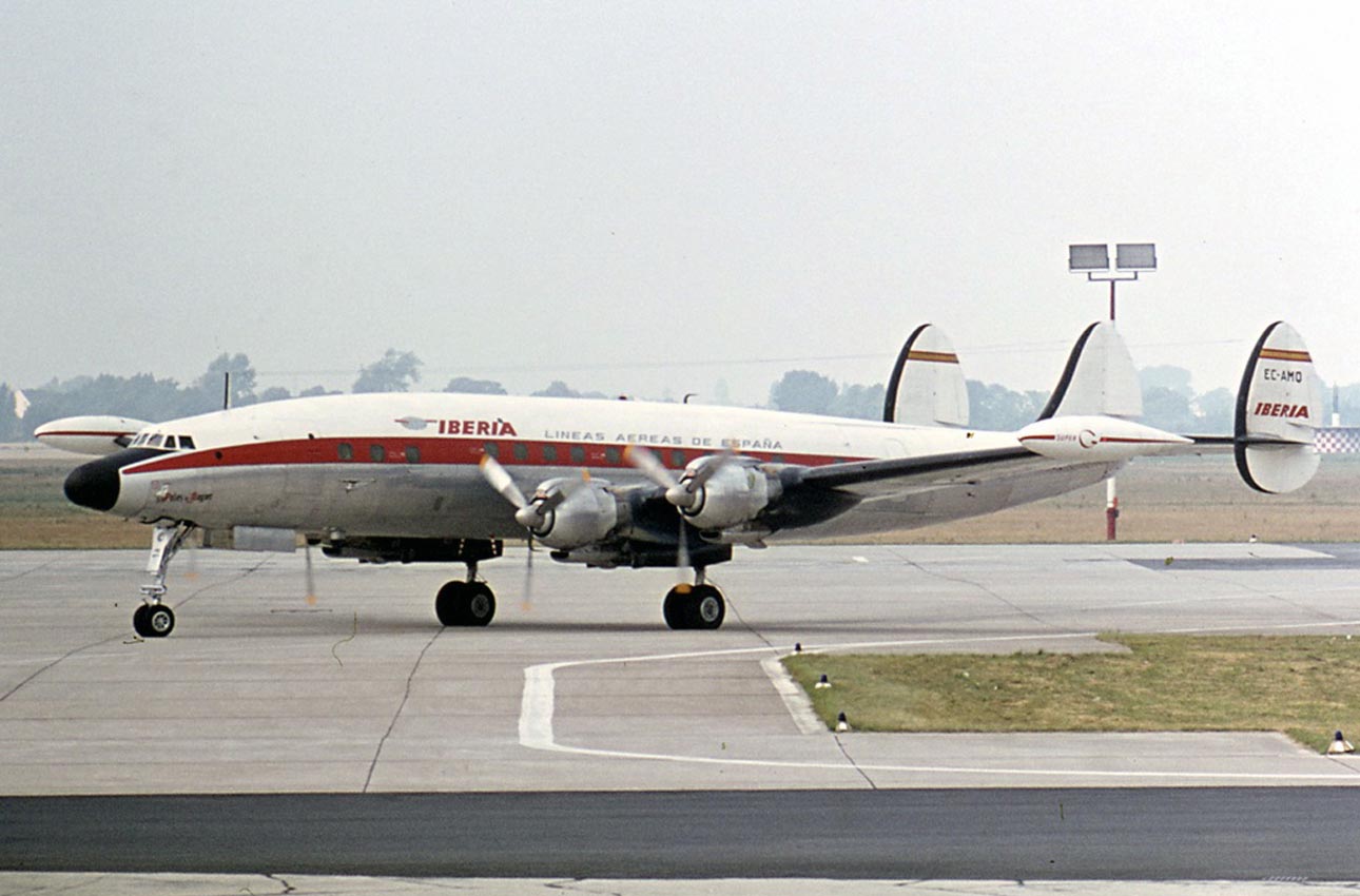 nhungdoicanh: Lockheed L-1049 Super Constellation