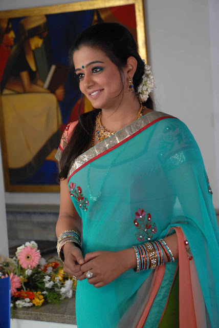 kannada old actress lakshmi hot photos ~ Most Sexiest Photos