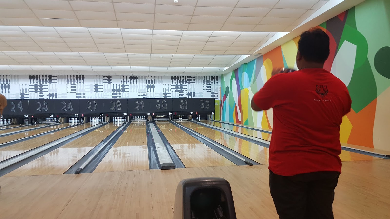 Meh Travel With Me!!: Pertandingan Bowling KSKR RHSM, Wangsa Walk