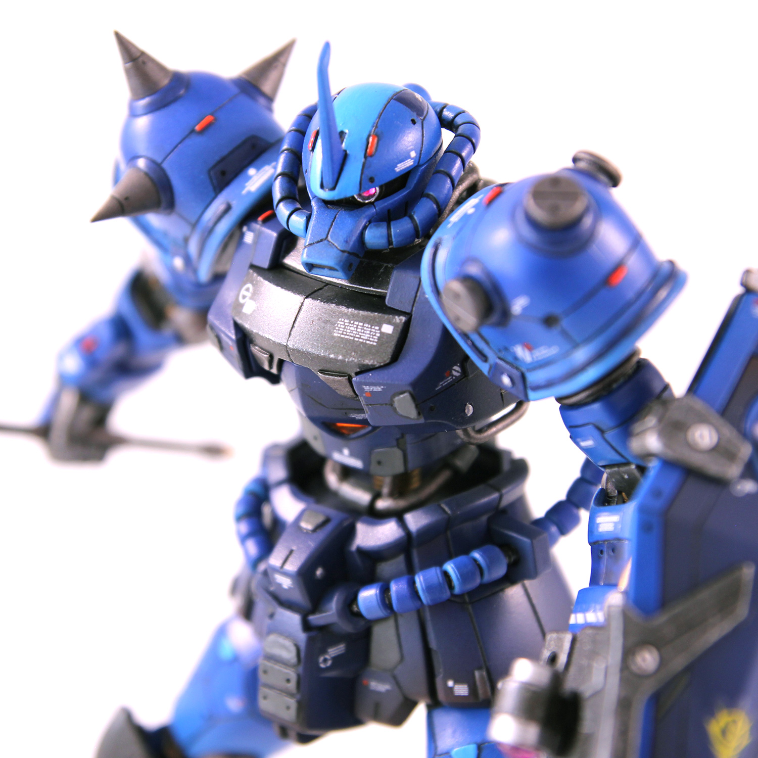 Custom Build: HGUC 1/144 Gouf Custom