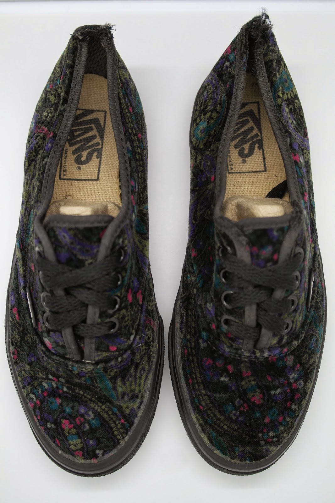 theothersideofthepillow: vintage VELVET VANS style #44 authentic ...