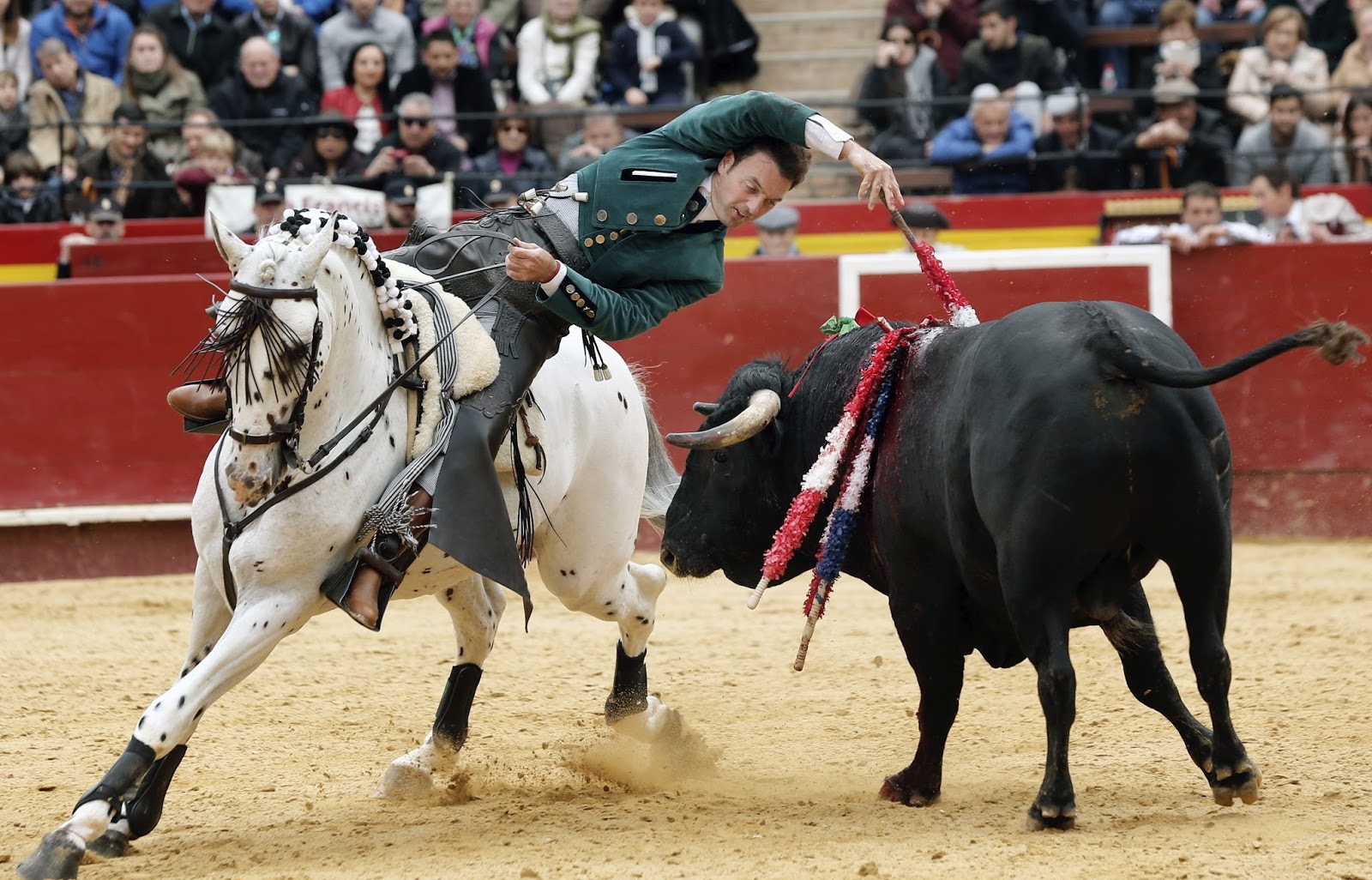 VUELTA AL RUEDO: FERIA DE FALLAS EN VALENCIA – NOVENA CORRIDA: Saber vender