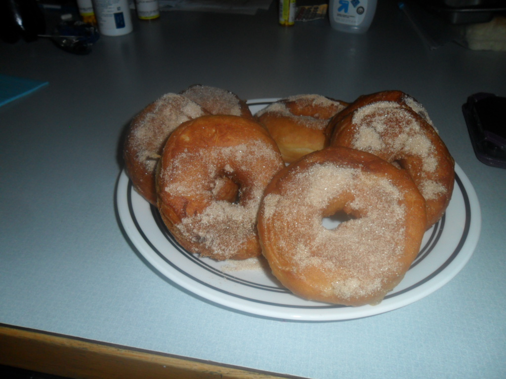 Wannabe Weasley: Monday's Donut: An actual Doughnut recipe!