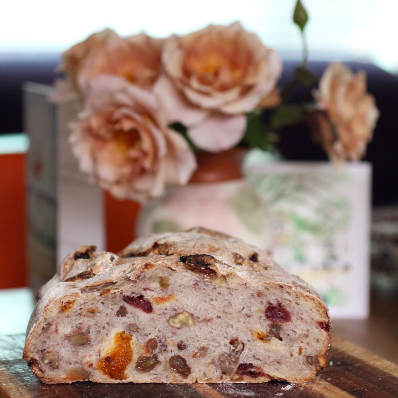 Green Gourmet Giraffe: No Knead Overnight Sourdough Fruit Bread