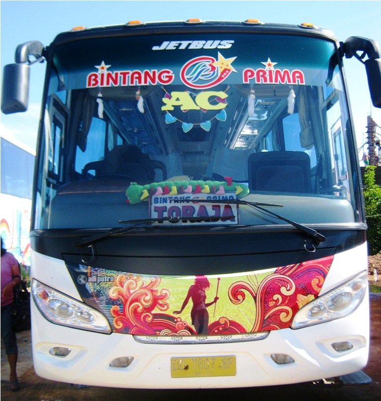 Explore Indonesia: 7 Days Explore Indonesia ( Makassar - Tana Toraja )