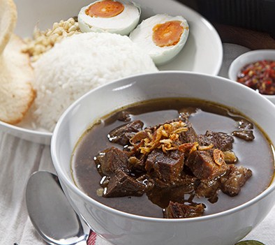 Resep Rawon Daging Sapi Khas Jawa Timur Asli Uueenaaaak - ResepEnak99