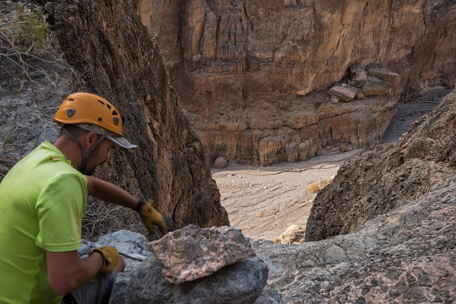 DEEP CHASM CANYON. GRAPEVINE RANGE, DEATH VALLEY NATIONAL PARK ...