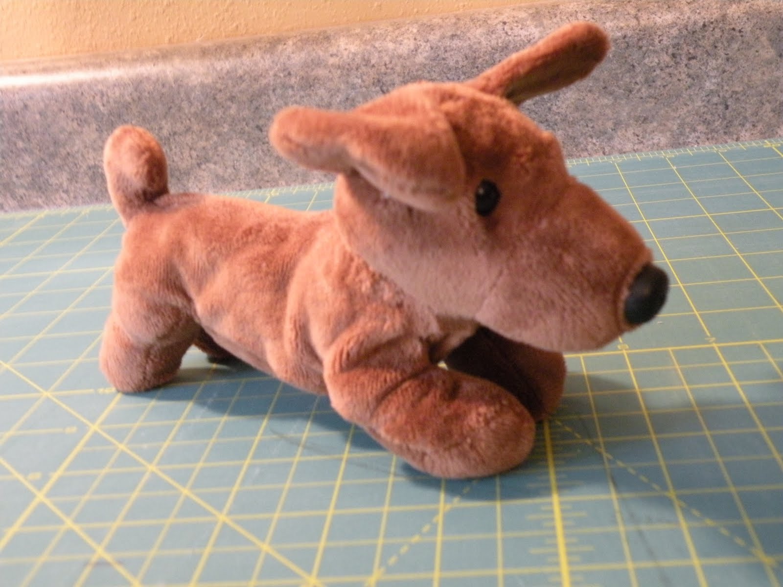 sassafrass style: Stuffie Tag Blanket Tutorial