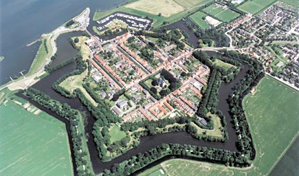 Naarden, a 'star fort' village in the Netherlands, complete with ...