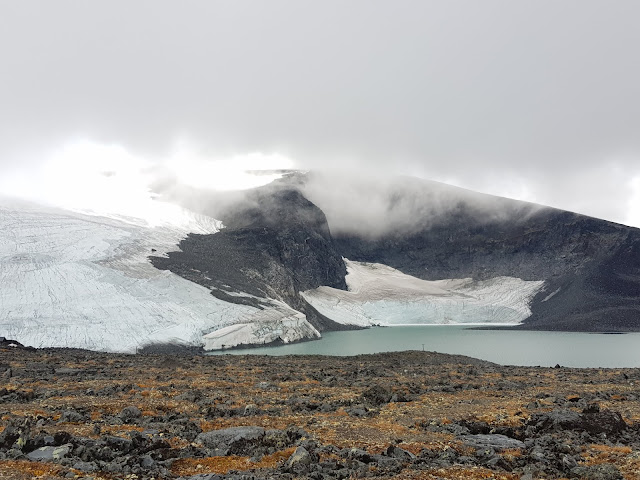 Galdhøpiggen, 2a turen i september: kuling, regn, snö, dimma och ...