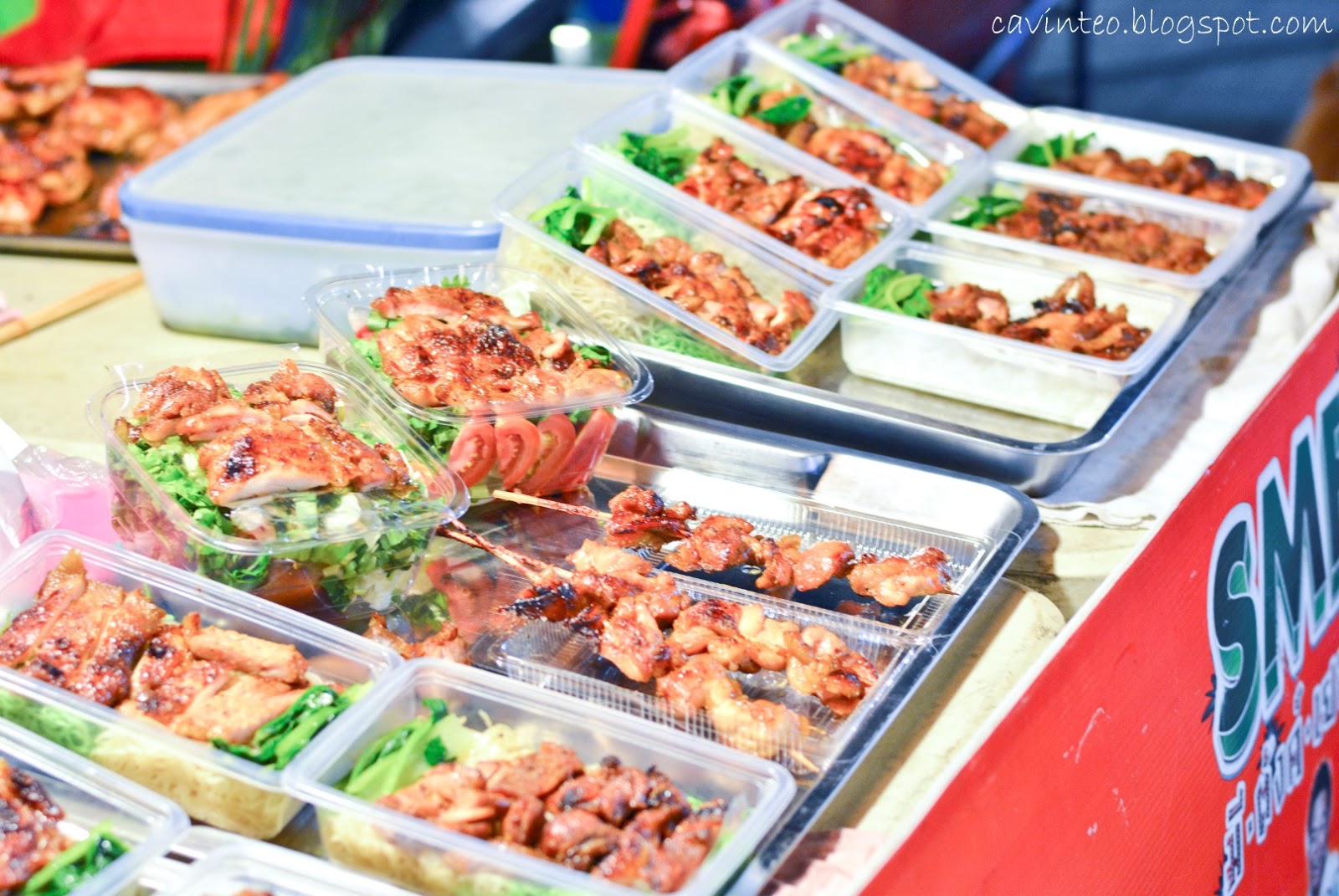 Entree Kibbles: Srinakarin Train Market (Talat Rot Fai) - The One That ...