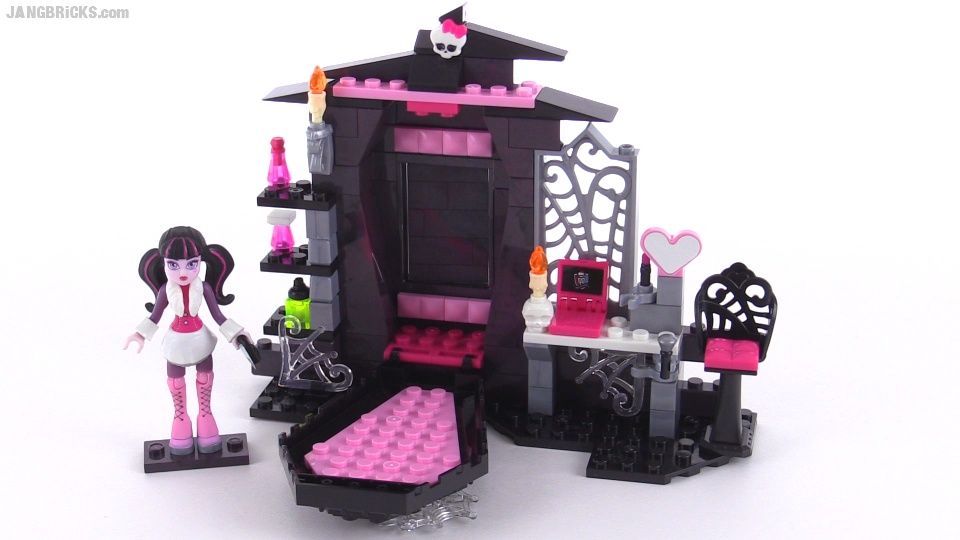 Mega Bloks Monster High Vamptastic Room set review
