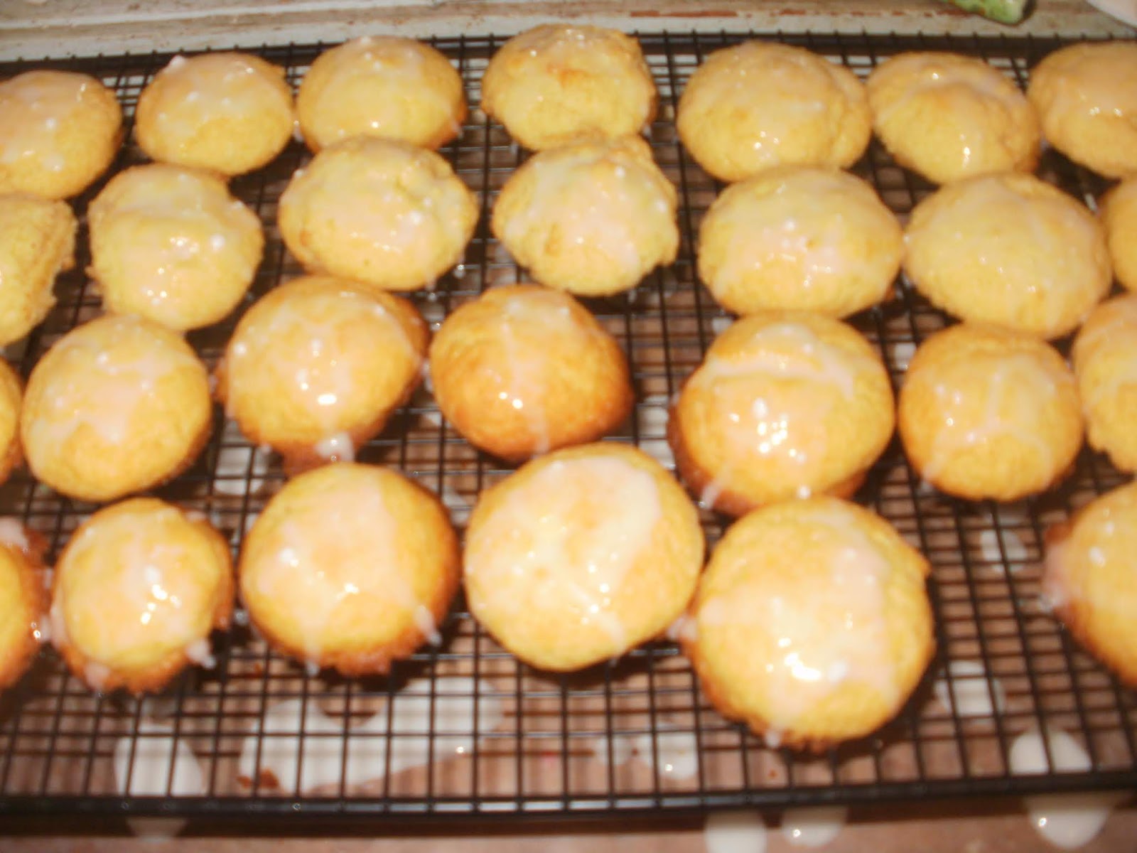 Marcy's Tastefully Simple Recipes: Holiday Baking: Lemon Drop Cookies