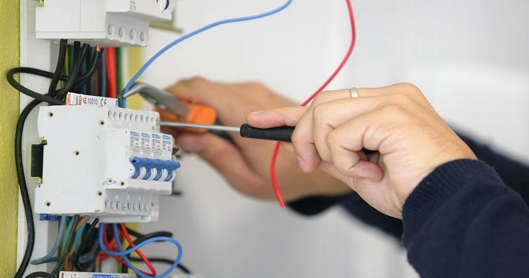 Select Best ITI Course from List of 16 Top ITI Courses