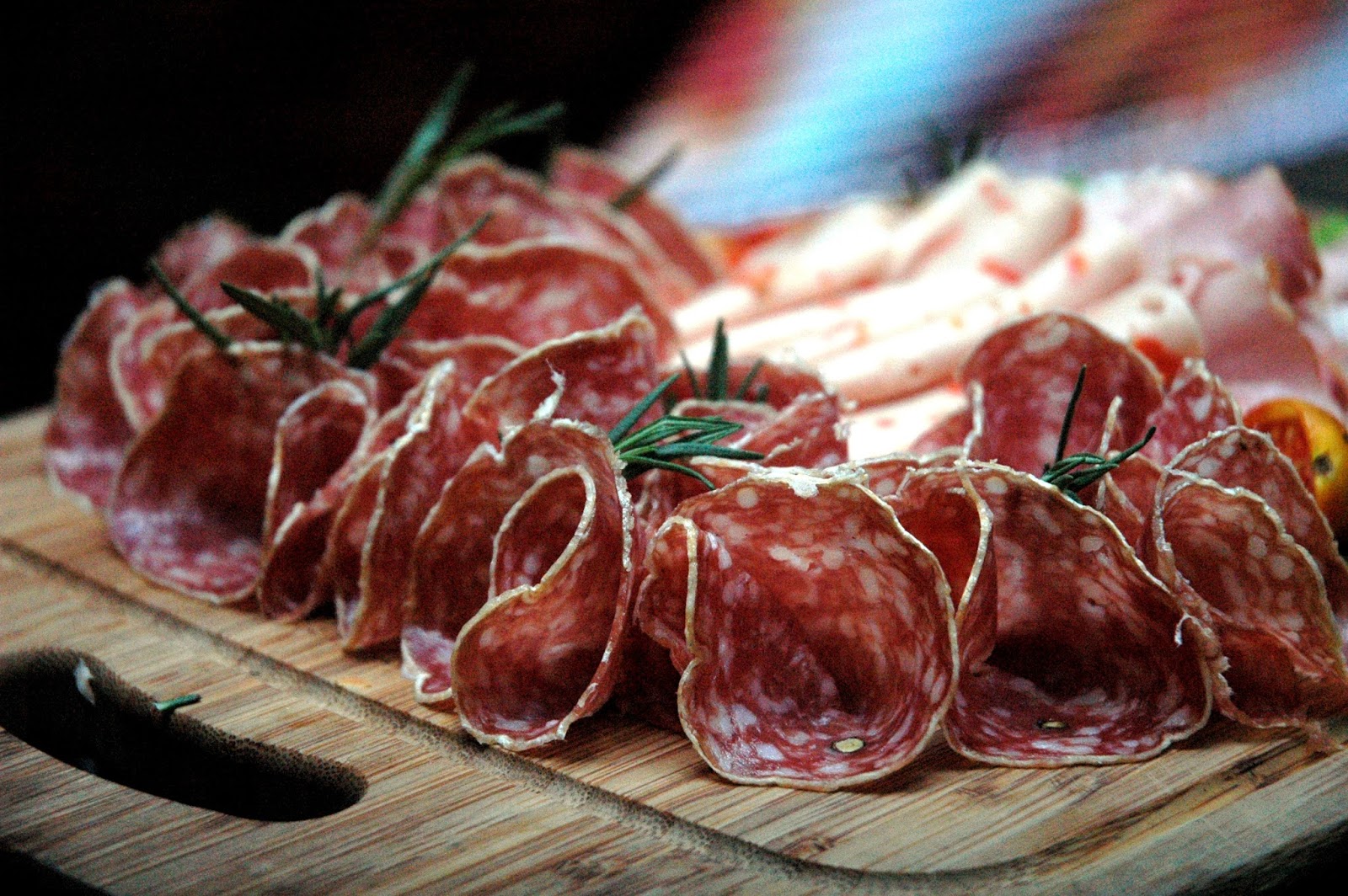 DUDE FOR FOOD: Exceptional Service That Exceeds Expectations: A Forbes ...