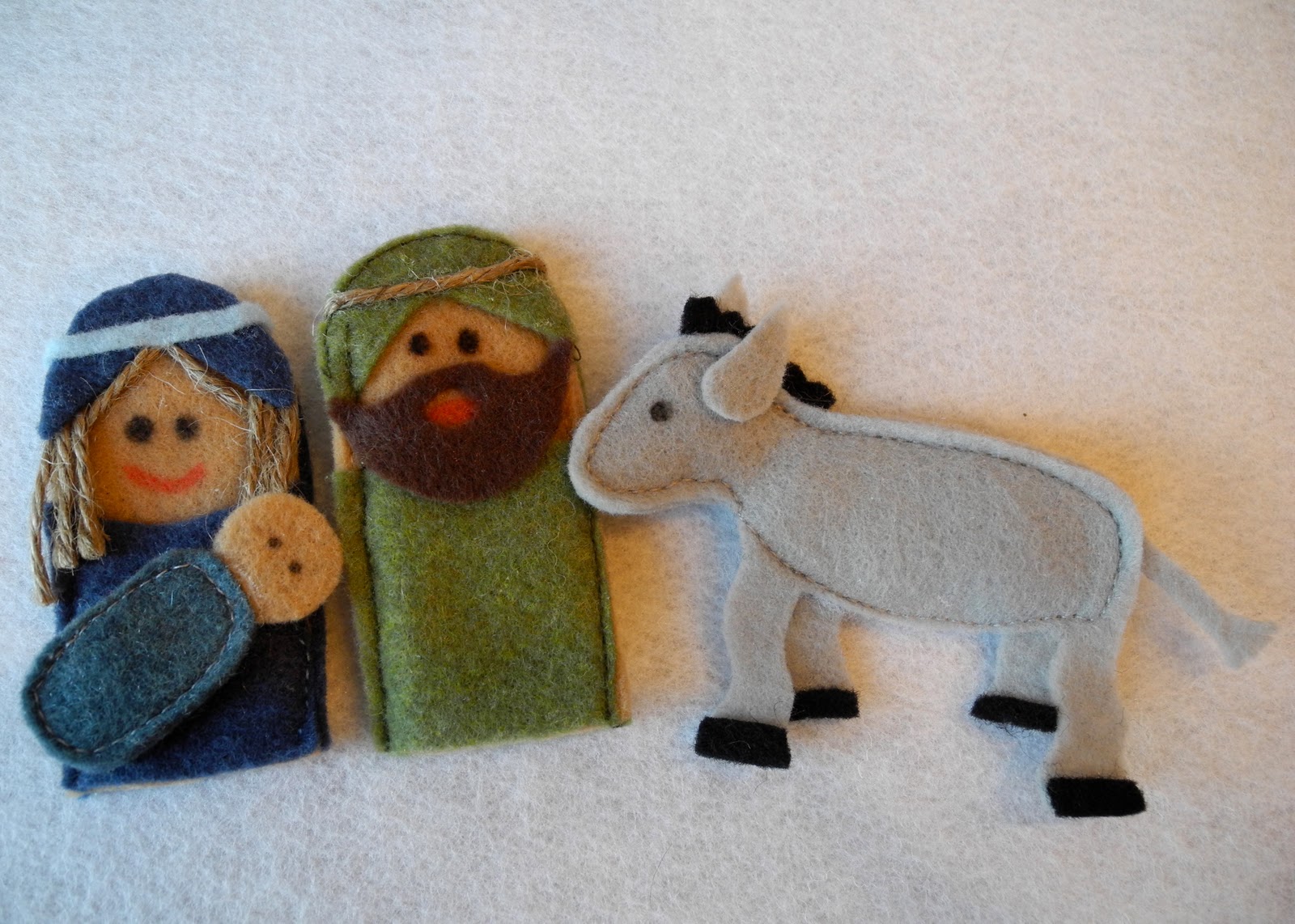A Song of Sixpence: nativity finger puppet set